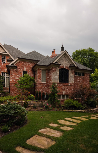 Exterior phots - Traditional - House Exterior - St Louis - by Bozich ...
