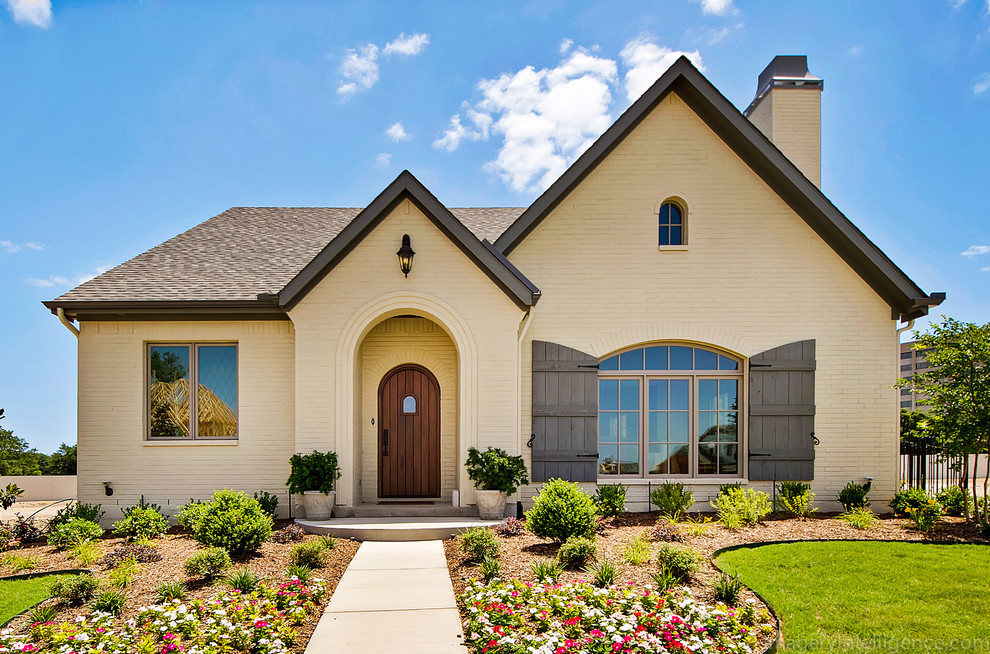 Exteriors - Traditional - Exterior - Dallas - by Bannister Custom Homes ...