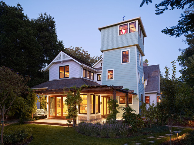 Water Towers Rise Again — See Their New Shapes and Uses