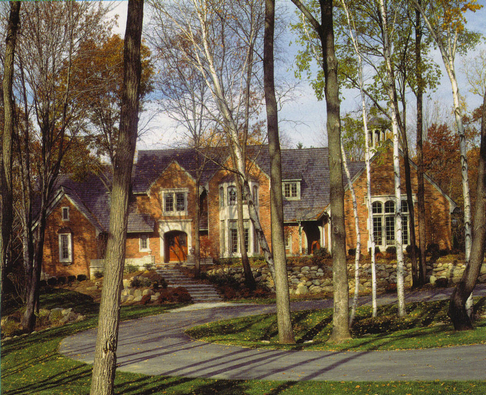 Exteriors - Traditional - House Exterior - Detroit - by Hemphill ...