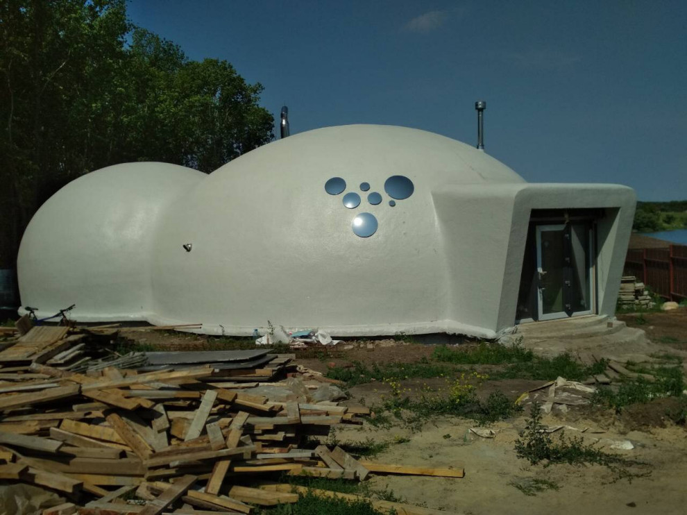 Facade Decoration for the Famous Baan Bubble Dome House - Modern ...