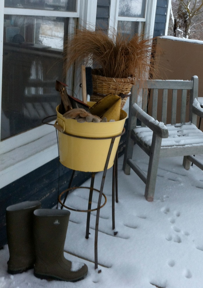 Farmhouse Staging - Farmhouse - Exterior - Kansas City | Houzz