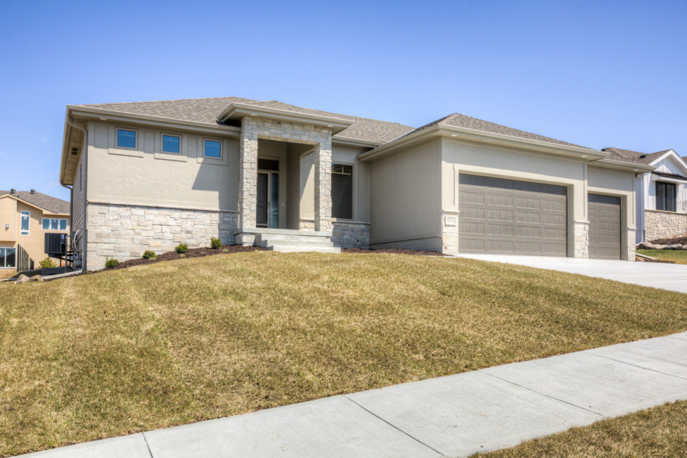 Fieldstone Flexible Ranch Plan - House Exterior - Omaha - by Landmark ...