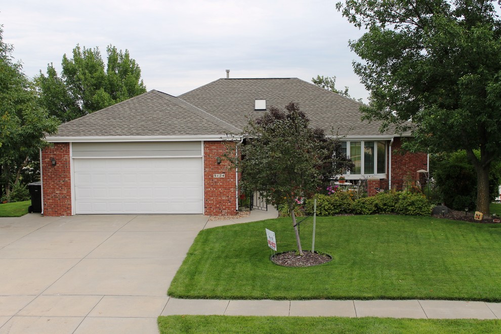Finished roofs - 2013 - Traditional - Exterior - Omaha - by White ...