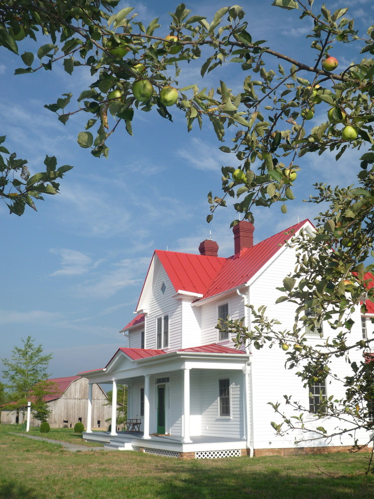 Folly - Farmhouse - Exterior - Richmond - by Outlaw Design Company | Houzz