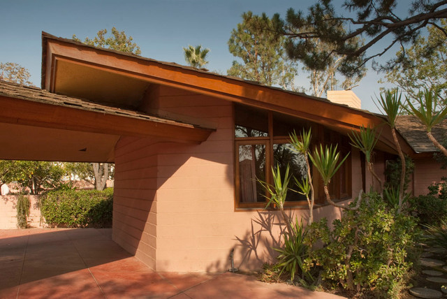 Frank Lloyd Wright House Bakersfield California In The Spirit In Which