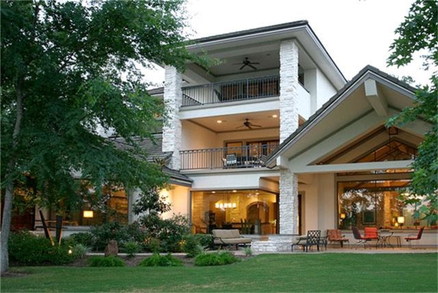 Frank Lloyd Wright Prairie Style - House Exterior - Houston - by Karl ...