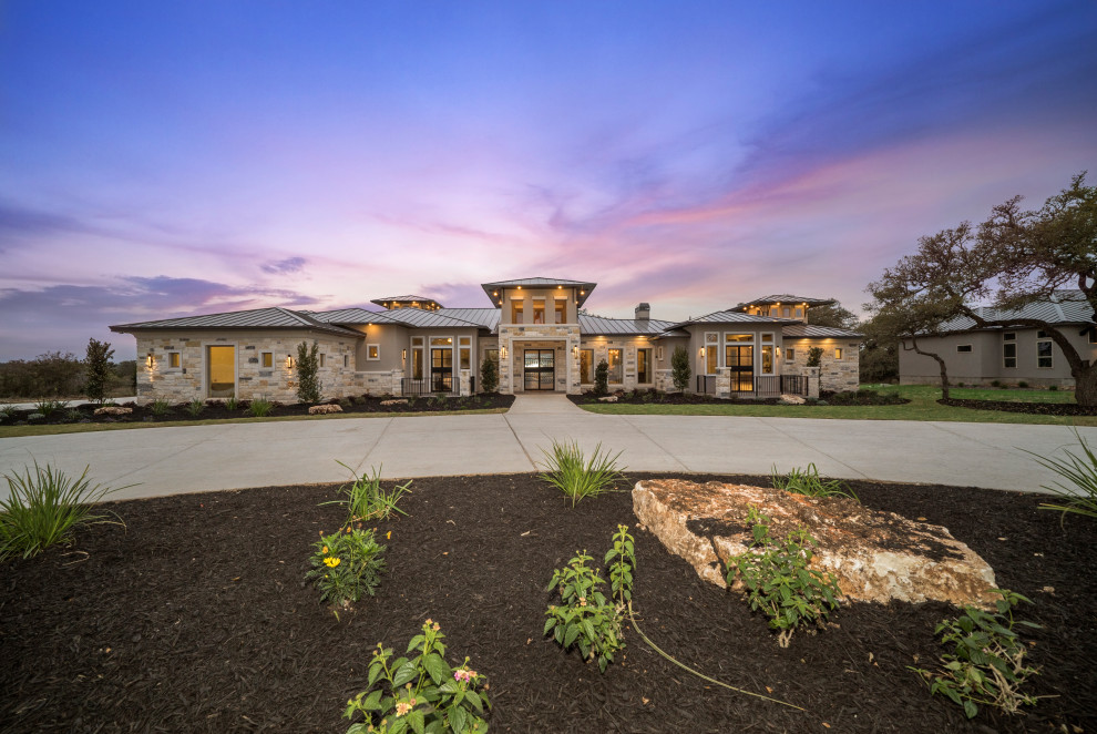 Front Elevation Ideas - House Exterior - Austin - by Weston Dean Custom ...