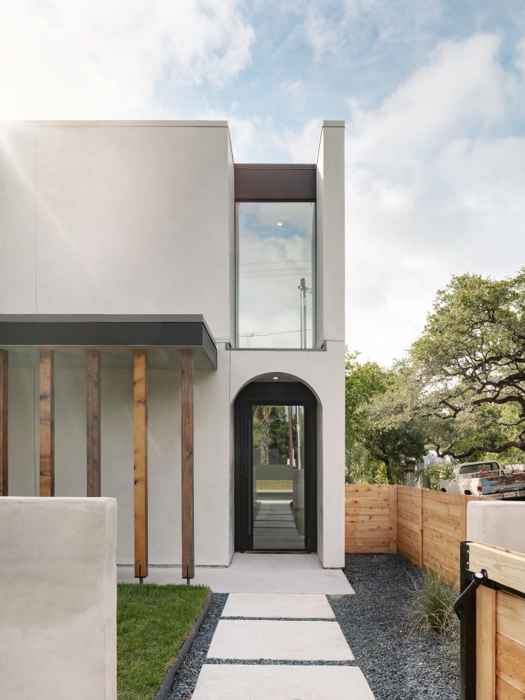 Front Exterior - Modern - Exterior - Austin - by Alchemy Builders | Houzz