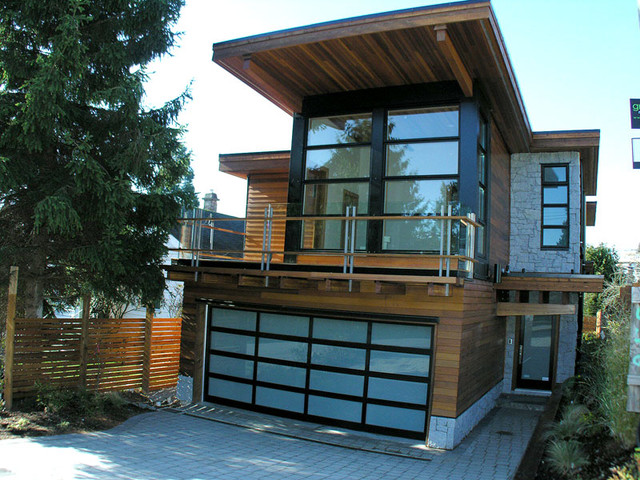 Front facade - Modern - Exterior - Vancouver - by Wolfe Construction ...