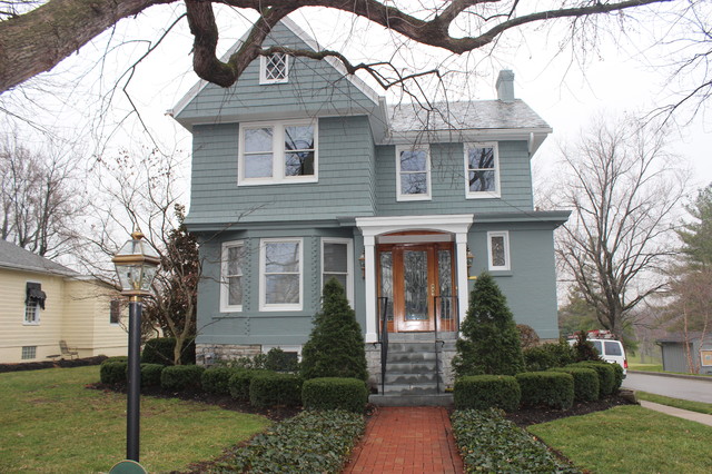 Front Porch Addition (Before & After) - Classique - Façade - Autres ...