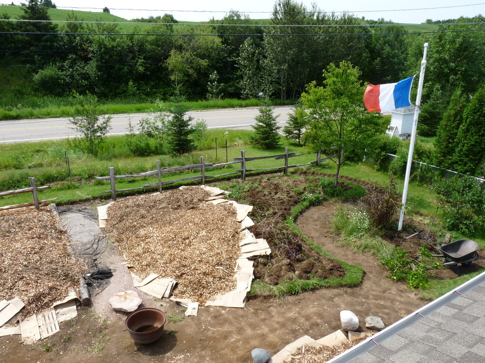 Front Yard Garden Without Lawn - Landscaping Idea - Farmhouse ...