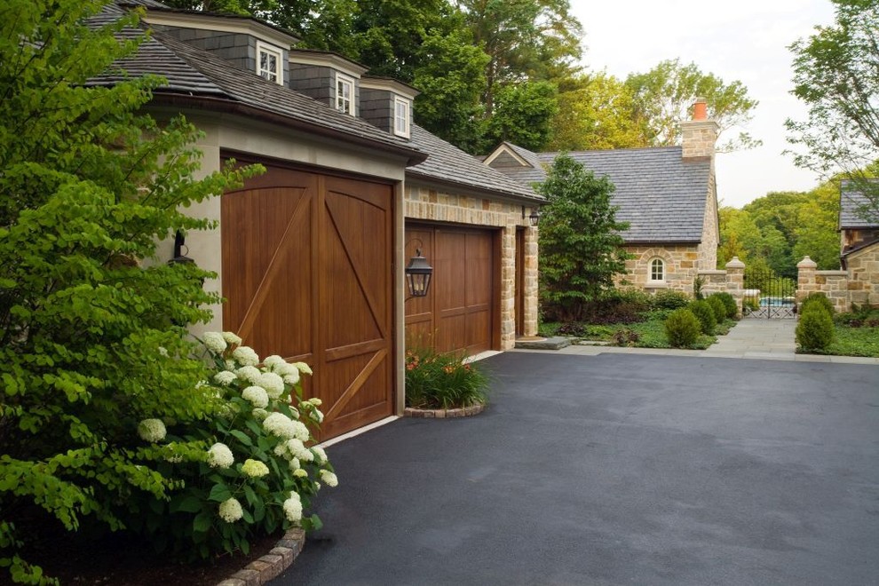 Garage Court - Traditional - Exterior - Chicago - by LandServe, LLC ...