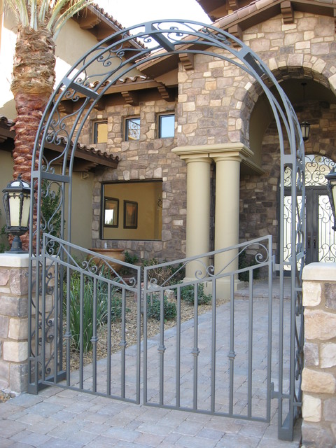 Gates and Fencing - Classique - Façade - Las Vegas - par JD Stairs Inc ...