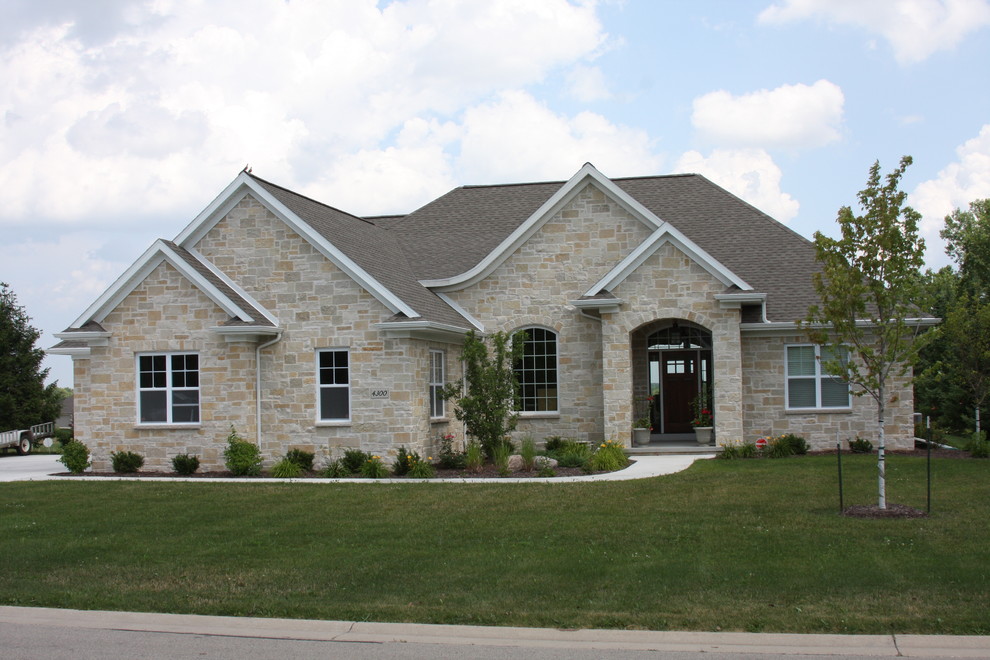 GENEVA - Traditional - Exterior - Milwaukee - by HALQUIST STONE | Houzz