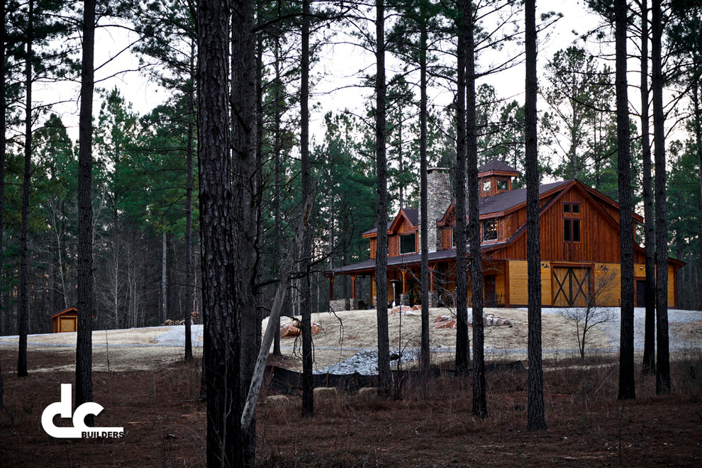 Georgia Barn Home - Rustic - Exterior - Atlanta - by DC Builders | Houzz