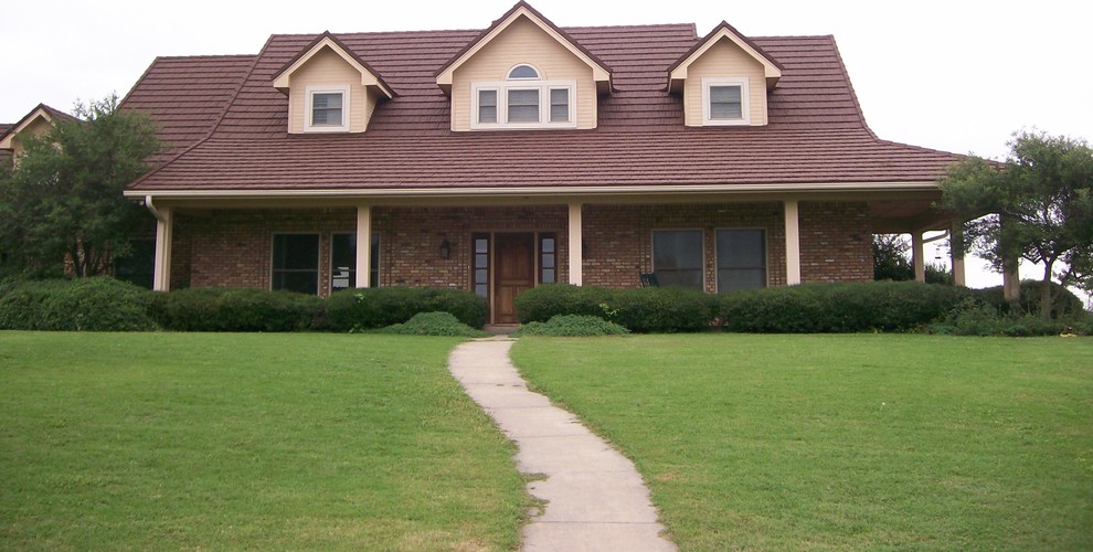 Gerard Canyon Shake Roof in Barclay - Traditional - Exterior - Dallas ...