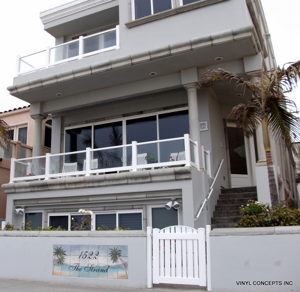 GLASS & CLEAR RAILINGS FOR DECKS AND BALCONIES - Beach Style - Exterior ...