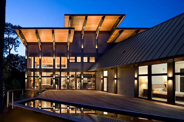 Houzz Tour: Glass House on a Lowcountry Lagoon