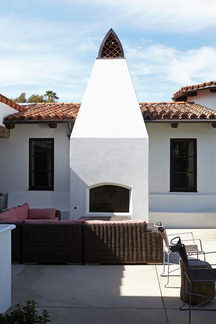 Grasswood - Mediterranean - Patio - Los Angeles - by Burdge ...