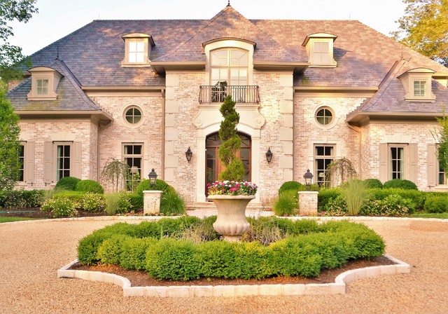 Great Falls - Pool Renovations - Classique - Façade - Washington, D.C ...