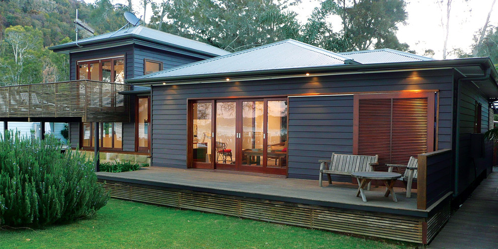 Great Mackerel Beach House - Beach Style - Exterior - Sydney - by Matt ...