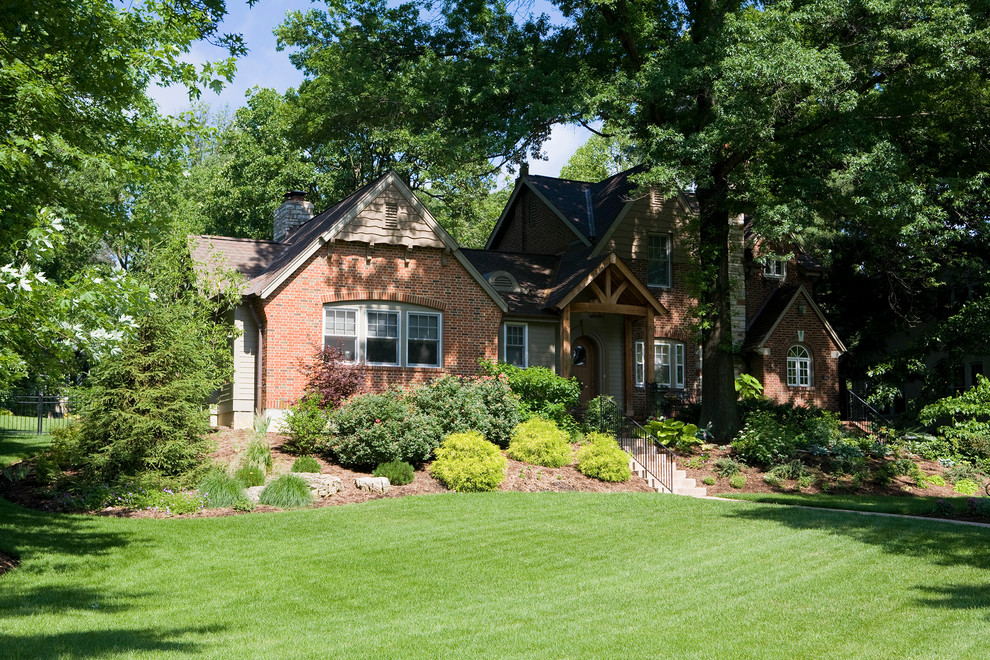 Great Room/Entry Foyer Addition - Traditional - Exterior - St Louis ...
