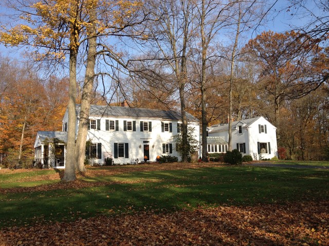 Houzz Tour: 19th-Century Family Farmhouse
