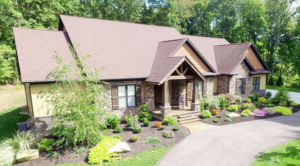 Green, Ohio -- 2500 Sqft Ranch -- Rustic, Craftsmen - Craftsman ...