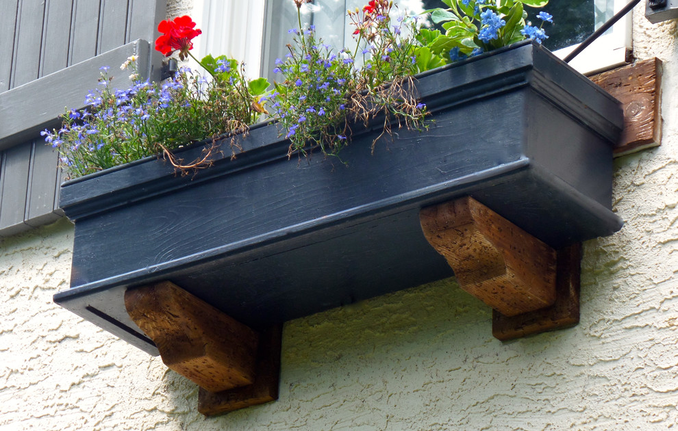 Handcrafted rustic flower box supports - Farmhouse - Exterior ...