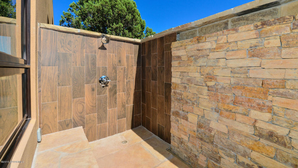 High Desert / santa fe modern home outdoor shower - Southwestern ...