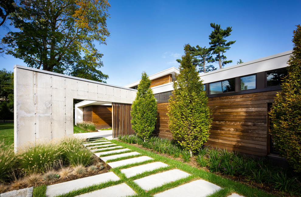 Highway House - Modern - Exterior - New York - by Taylor Viazzo ...