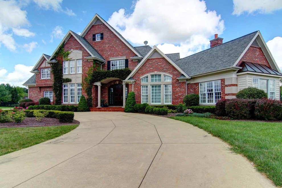 Home Staging of Owner Occupied Home - Traditional - Exterior - Chicago ...