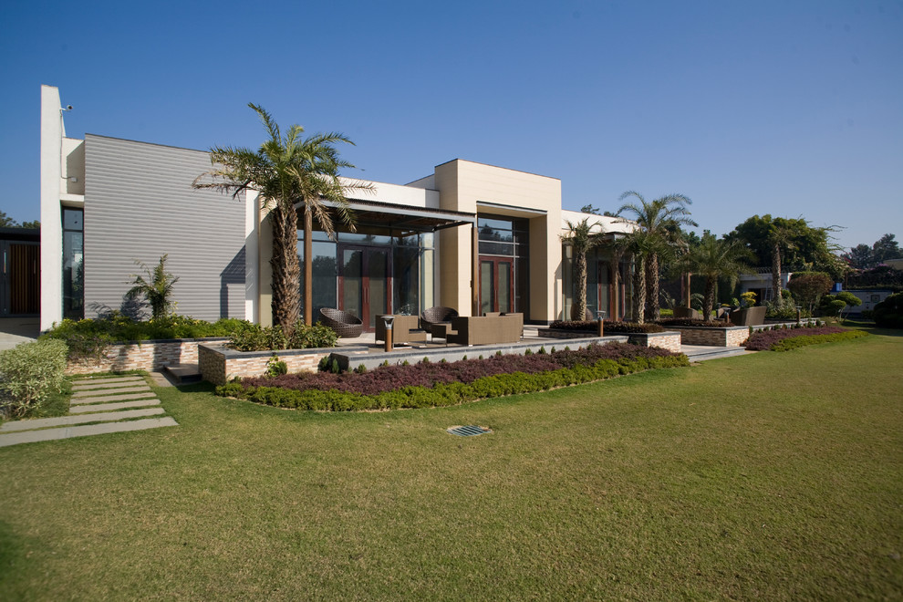 House - Contemporary - House Exterior - Delhi - by Ashu Paul Associates ...