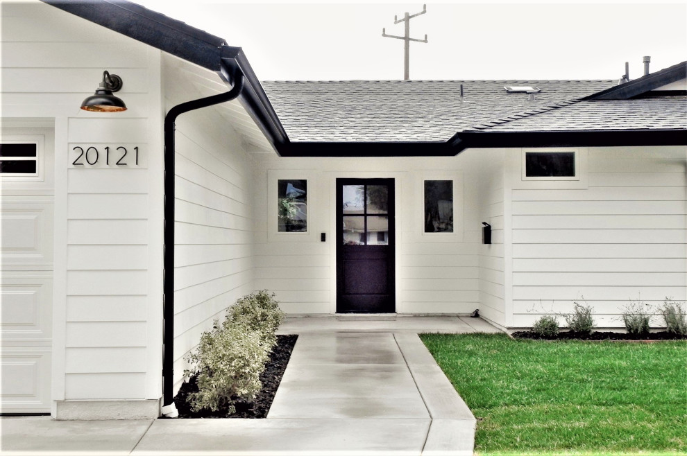 One Story Ranch/farmhouse Style - Farmhouse - Exterior - Salt Lake City ...