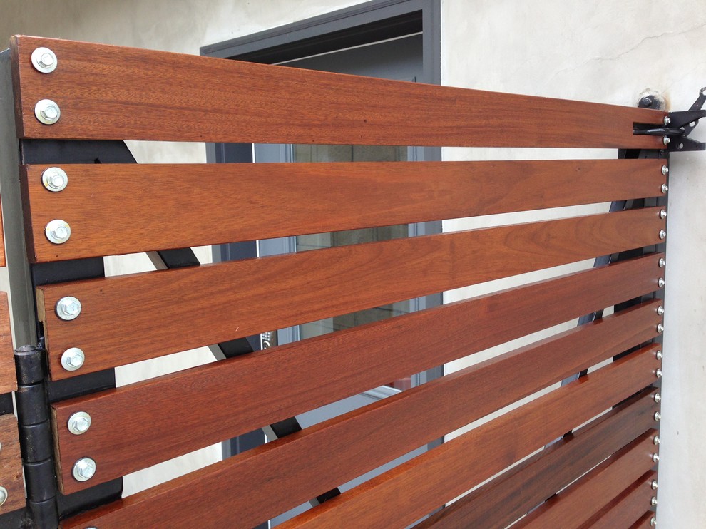 IPE Fence - Modern - Exterior - Los Angeles - by Dattola Designs | Houzz