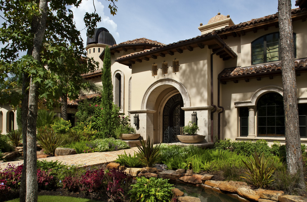 Italian Modern - Mediterranean - Exterior - Austin - by JAUREGUI ...