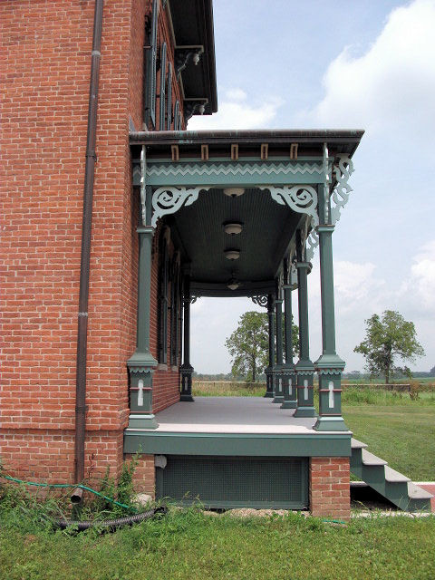 Italianate Historical Renovation Front Porch - Victorien - Façade ...