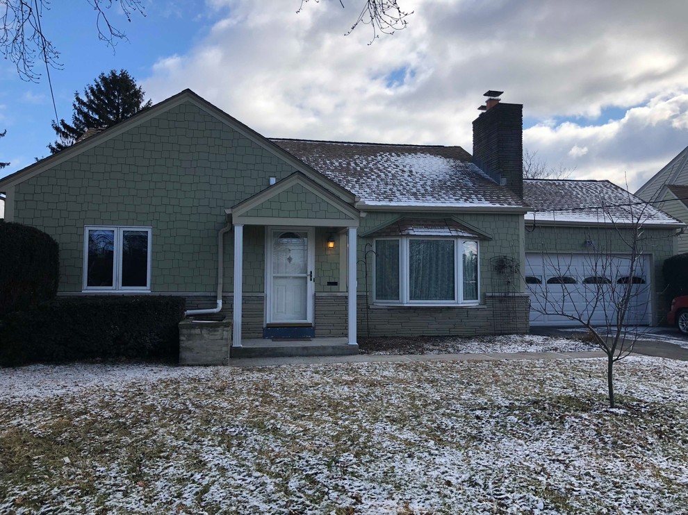 James Hardie Color Plus Staggered Shake with Straight Shake Siding ...