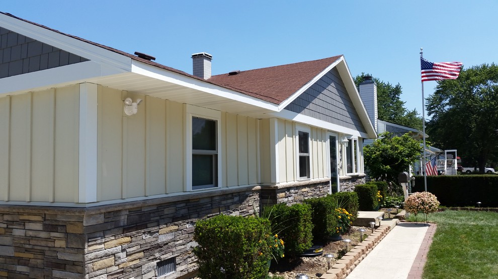 James Hardie - Navajo Beige, Glendale Heights, IL - Traditional ...