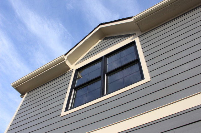 James Hardie Night Gray Lap Siding | Olivette, MO (63132) - Traditional ...