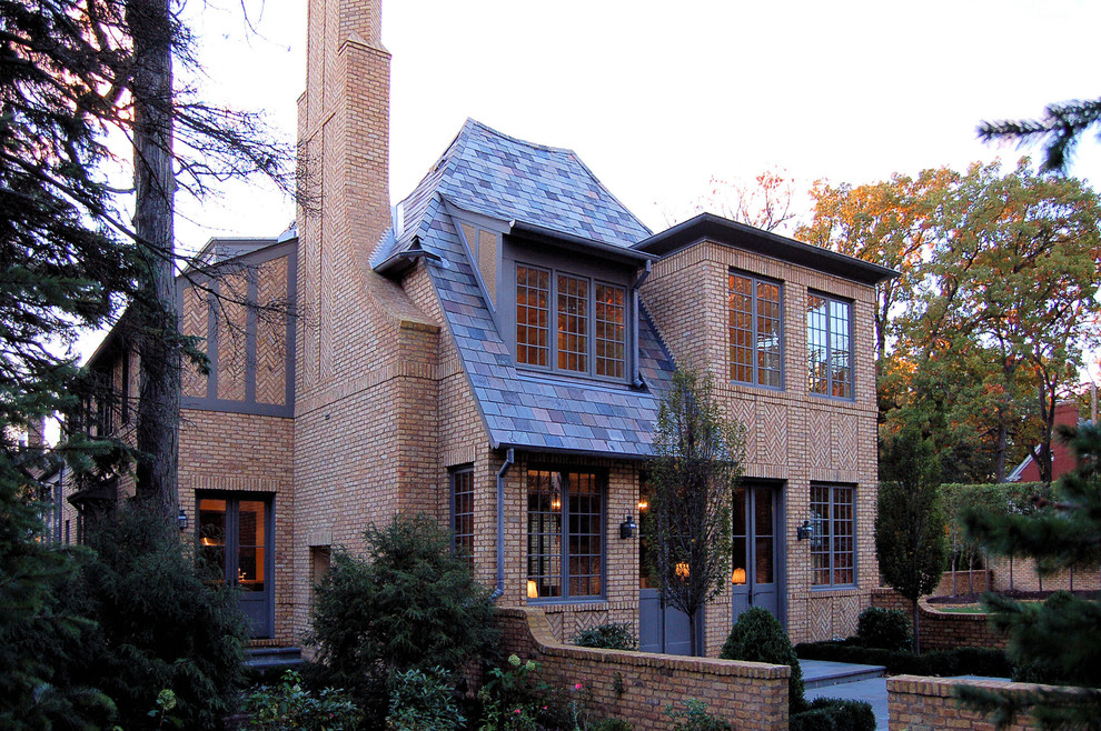 Kent Road - Traditional - Exterior - Chicago - by Michael Abraham ...