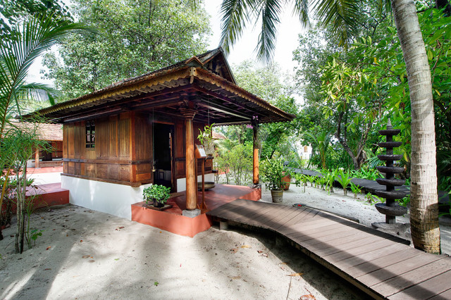 Kerala Traditional Wooden House - Bord de Mer - Façade - Autres ...