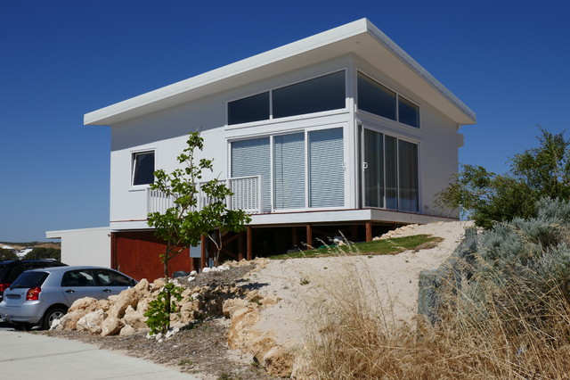 Kite House On Sloping Block - Contemporary - House Exterior - Perth ...