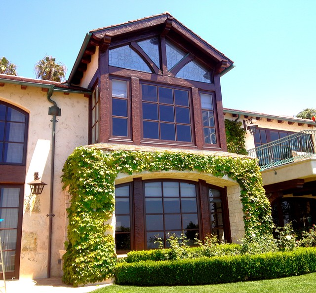 La Jolla Wind and Sea cliff side estate - Rustic - Exterior - San Diego ...