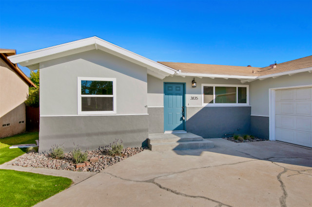 La Mesa Ranch House - Contemporary - House Exterior - San Diego - by ...