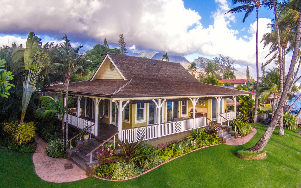 Lahaina Beachfront - Beach Style - Exterior - Hawaii - by Todd Boyd Homes
