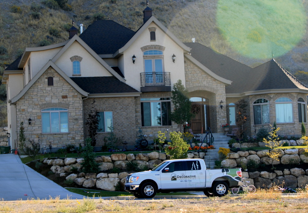 Landscapes - Traditional - Exterior - Salt Lake City - by DECOR ...
