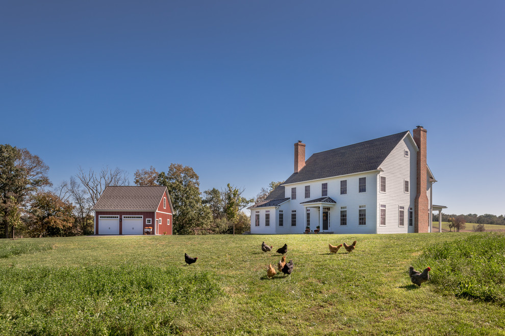 Manheim Farmhouse - Farmhouse - Exterior - Philadelphia - by Custom ...