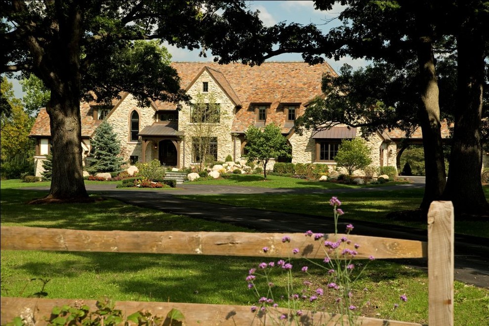 Mare Barn Exterior - Rustic - Exterior - Chicago - by Avondale Custom ...